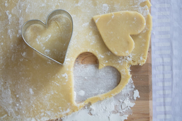 sunday sweets: sugar cookies - Pass the Cookies