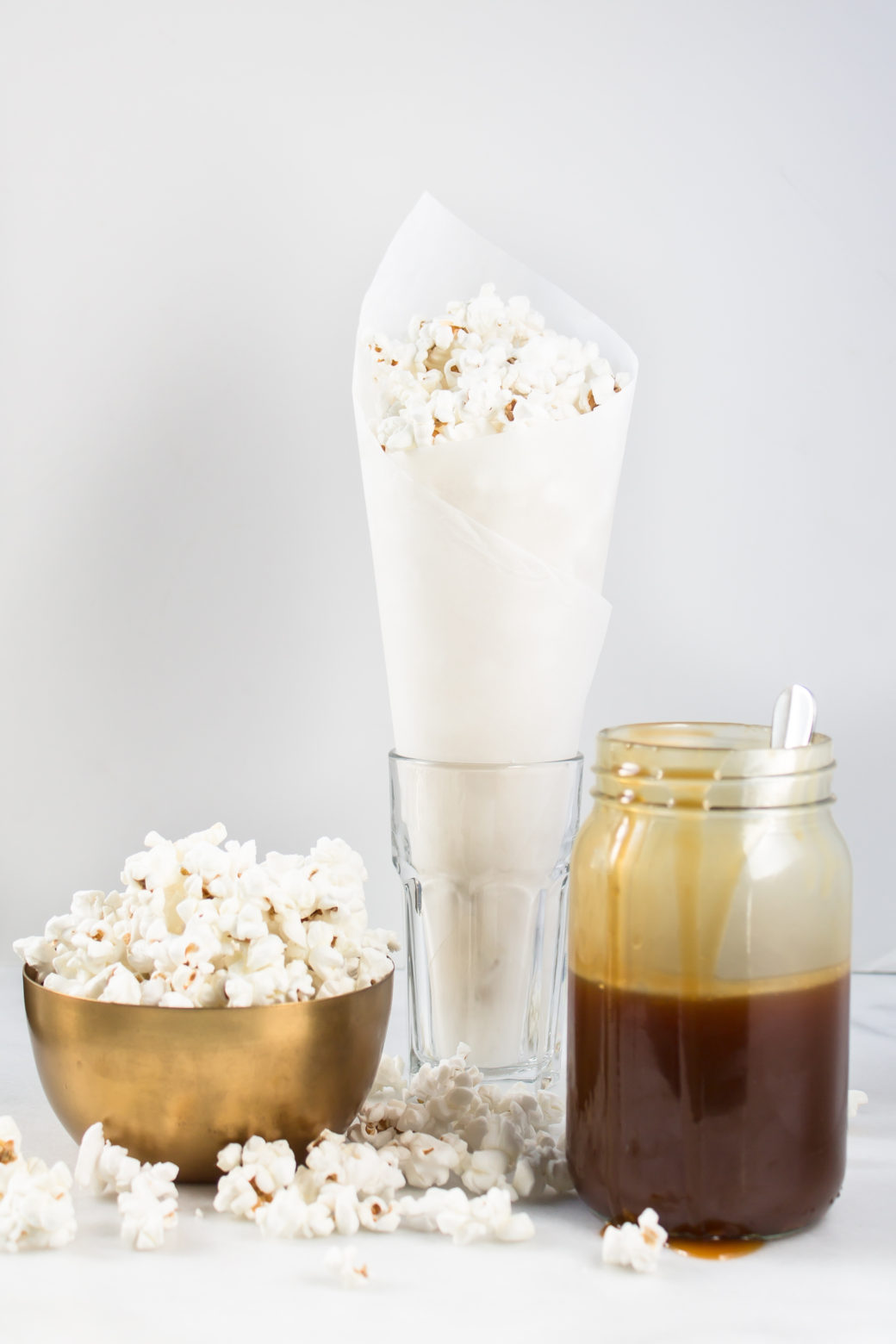 whiskey caramel popcorn - Pass the Cookies