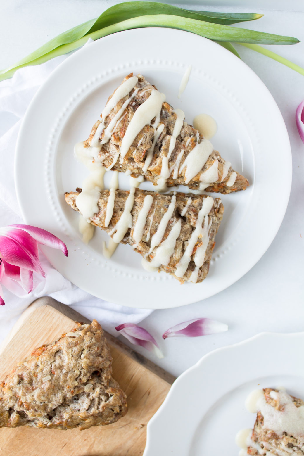 carrot cake scones with cream cheese glaze - Pass the Cookies