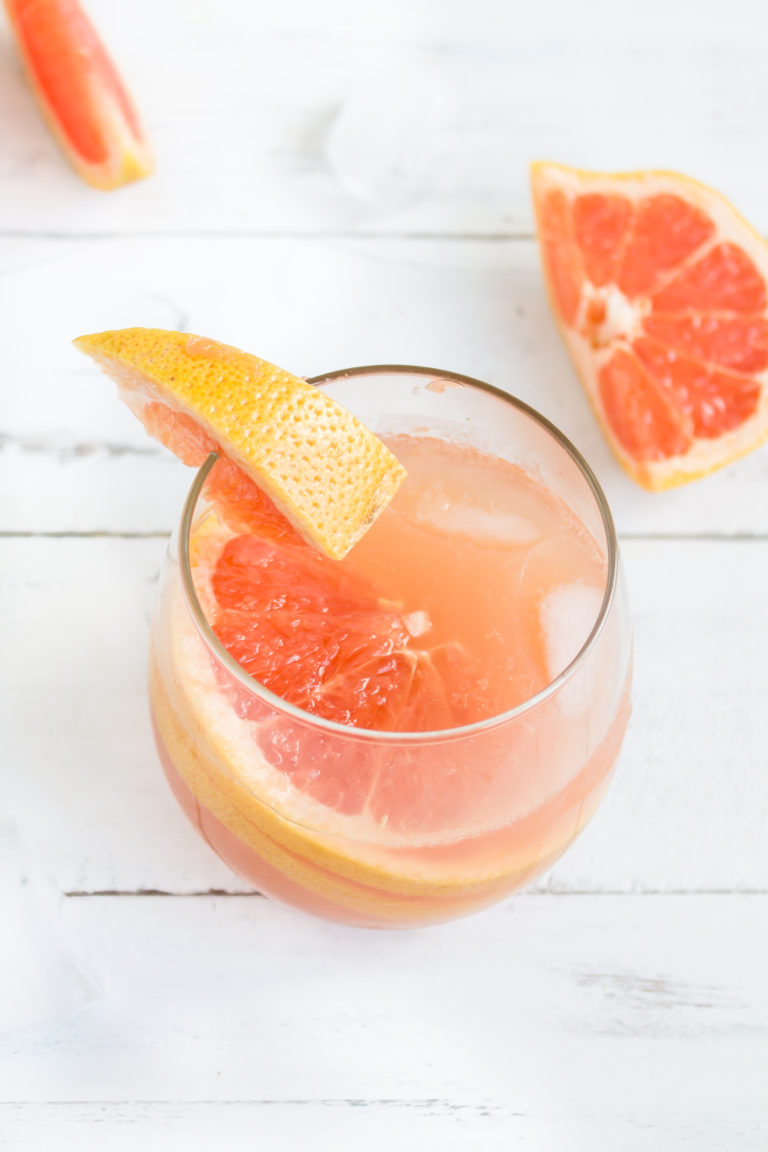 grapefruit spritzer - Pass the Cookies