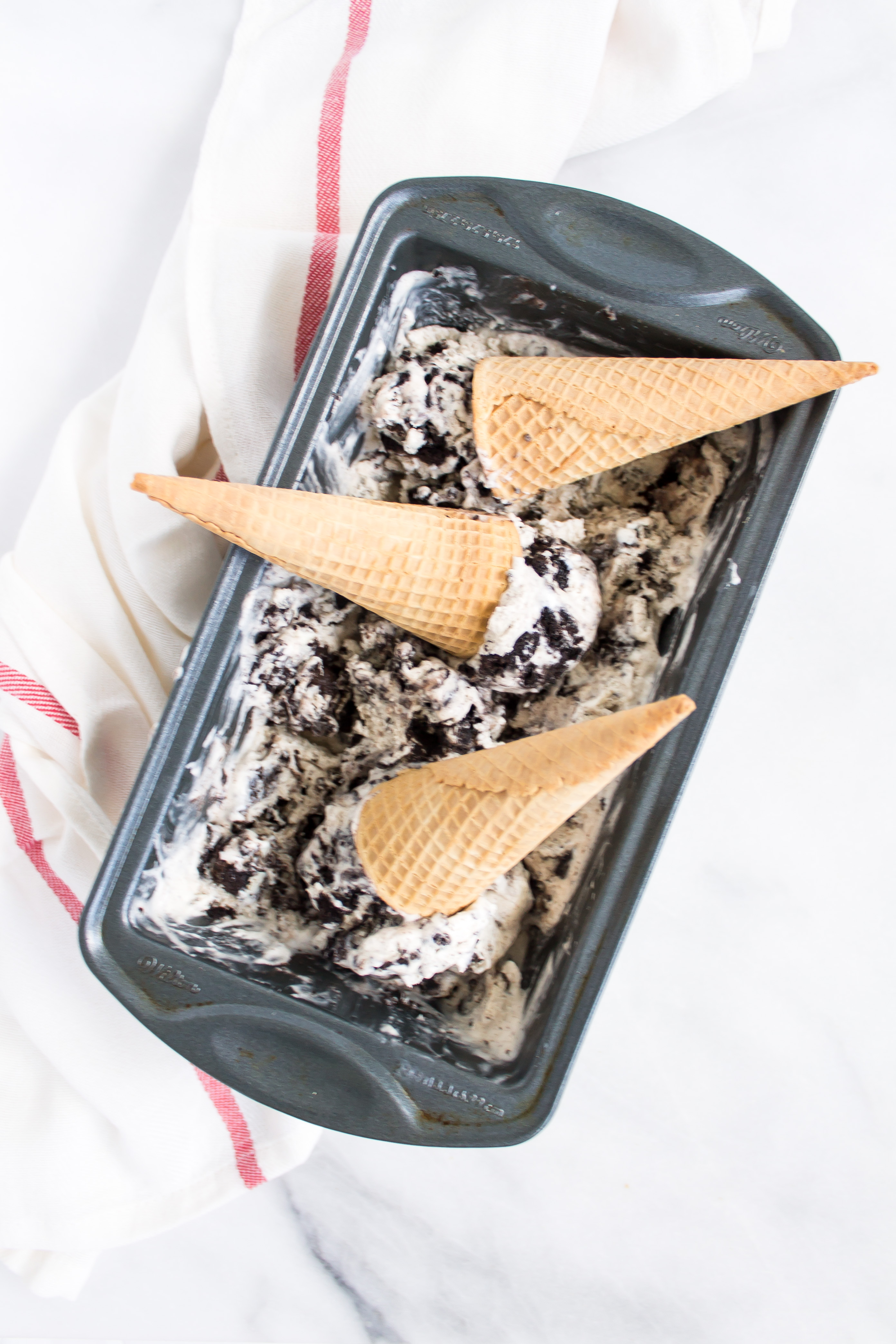 Salted Oreo No-Churn Ice Cream | Pass the Cookies | www.passthecookies ...